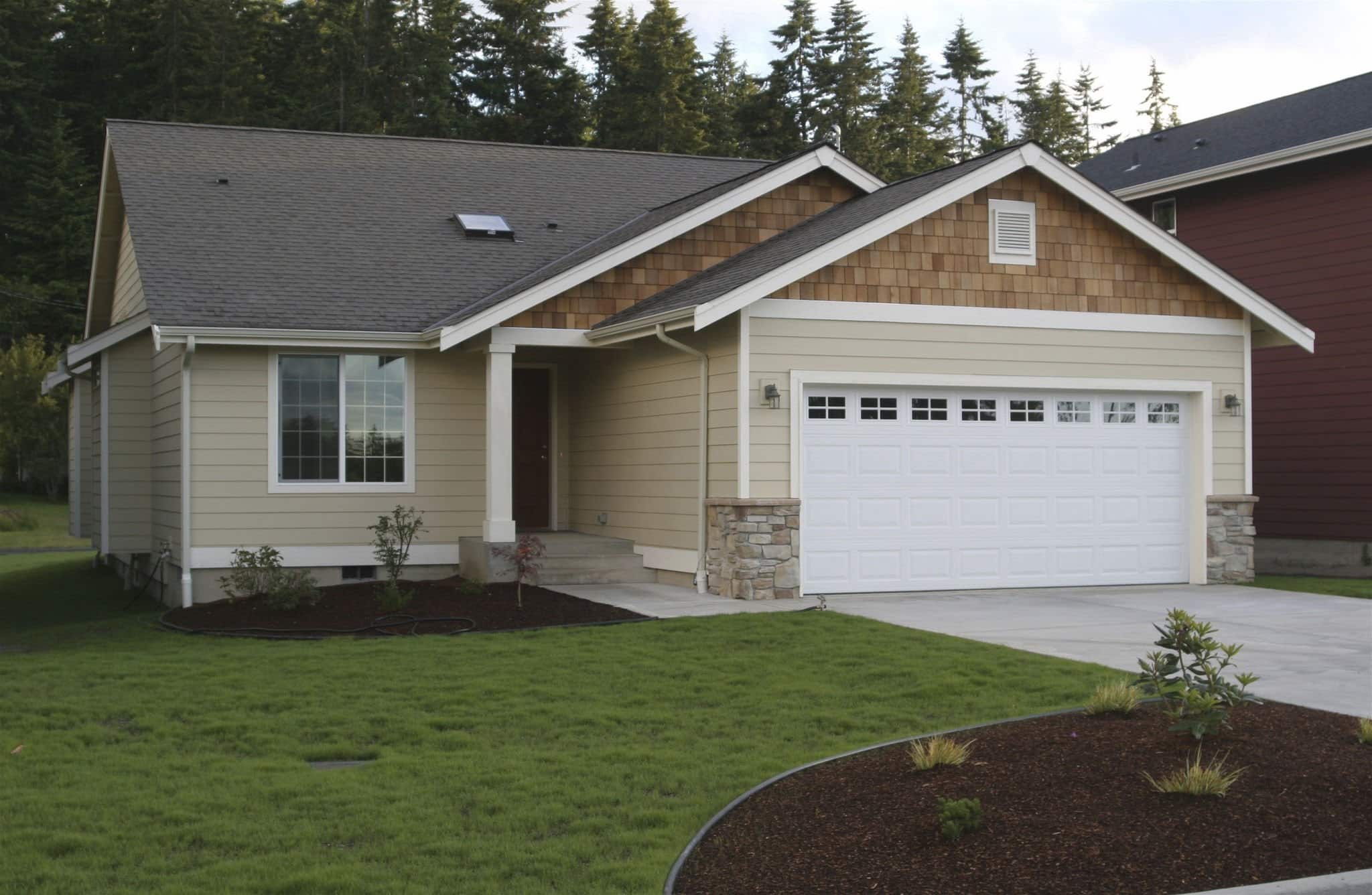 Guide for Sizing Commercial Garage Doors - First Responder Garage Doors